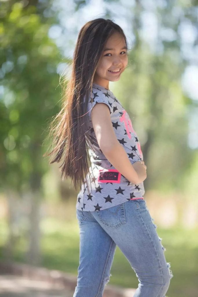 Девушки 12-13 лет: 80 фото